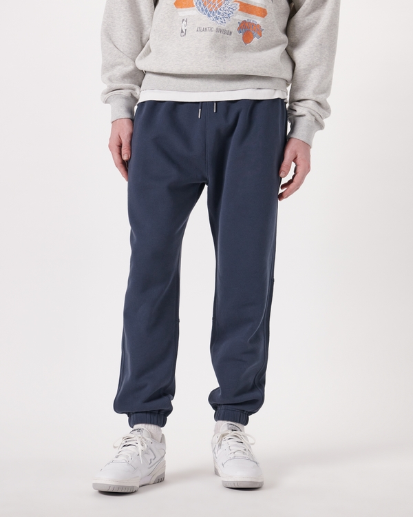 Men's Essentials | Abercrombie & Fitch