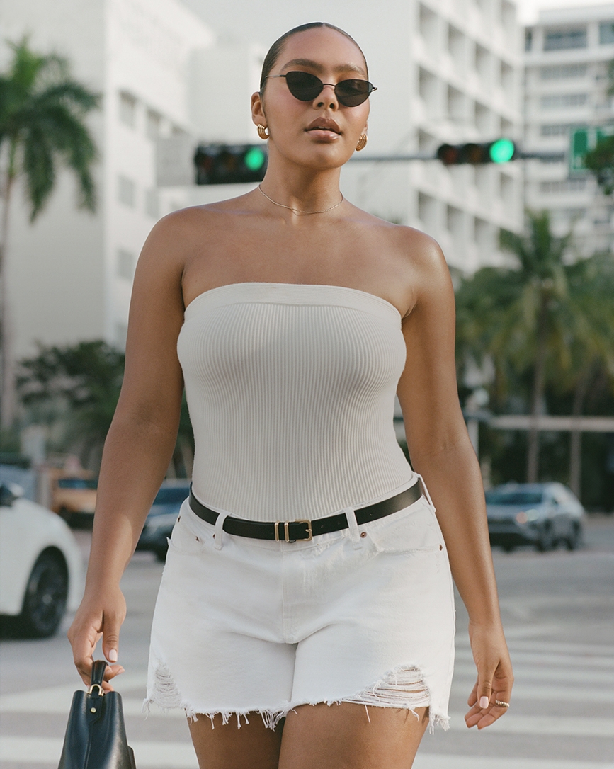 Women's Curve Love Fit Shorts | Abercrombie & Fitch